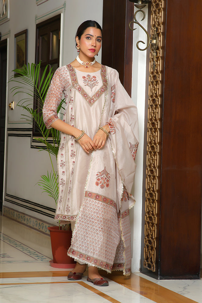 Women Grey Chanderi Block printed Embroidered kurta set with solid pan ...